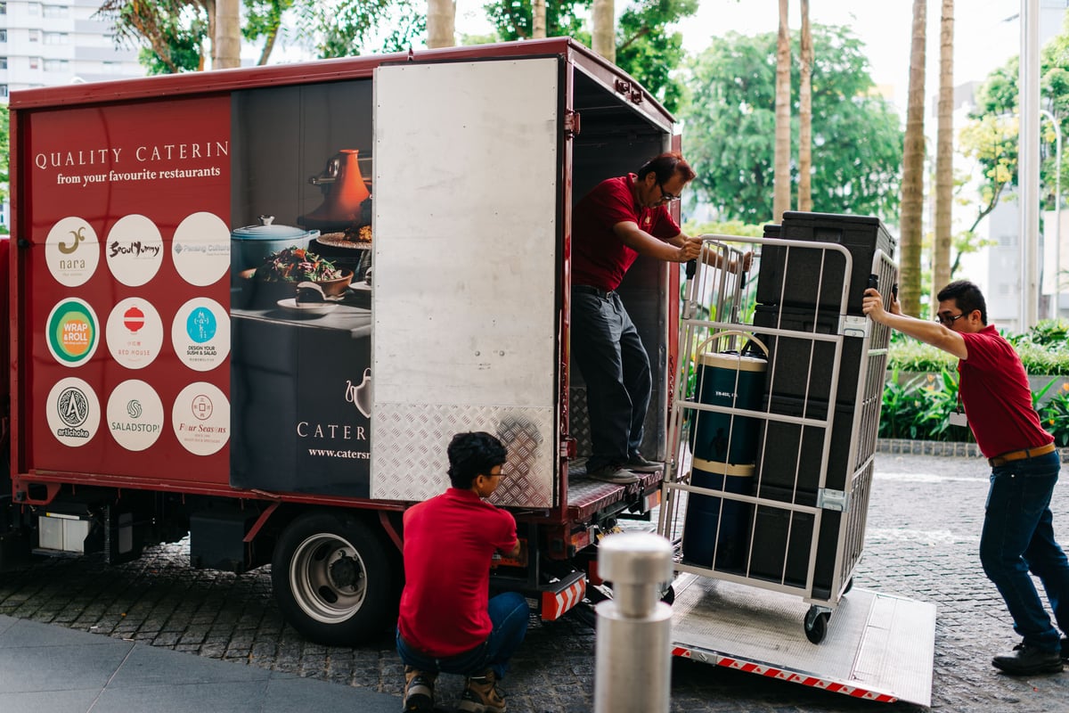 The 6 Things You Should Know Before You Order Catering